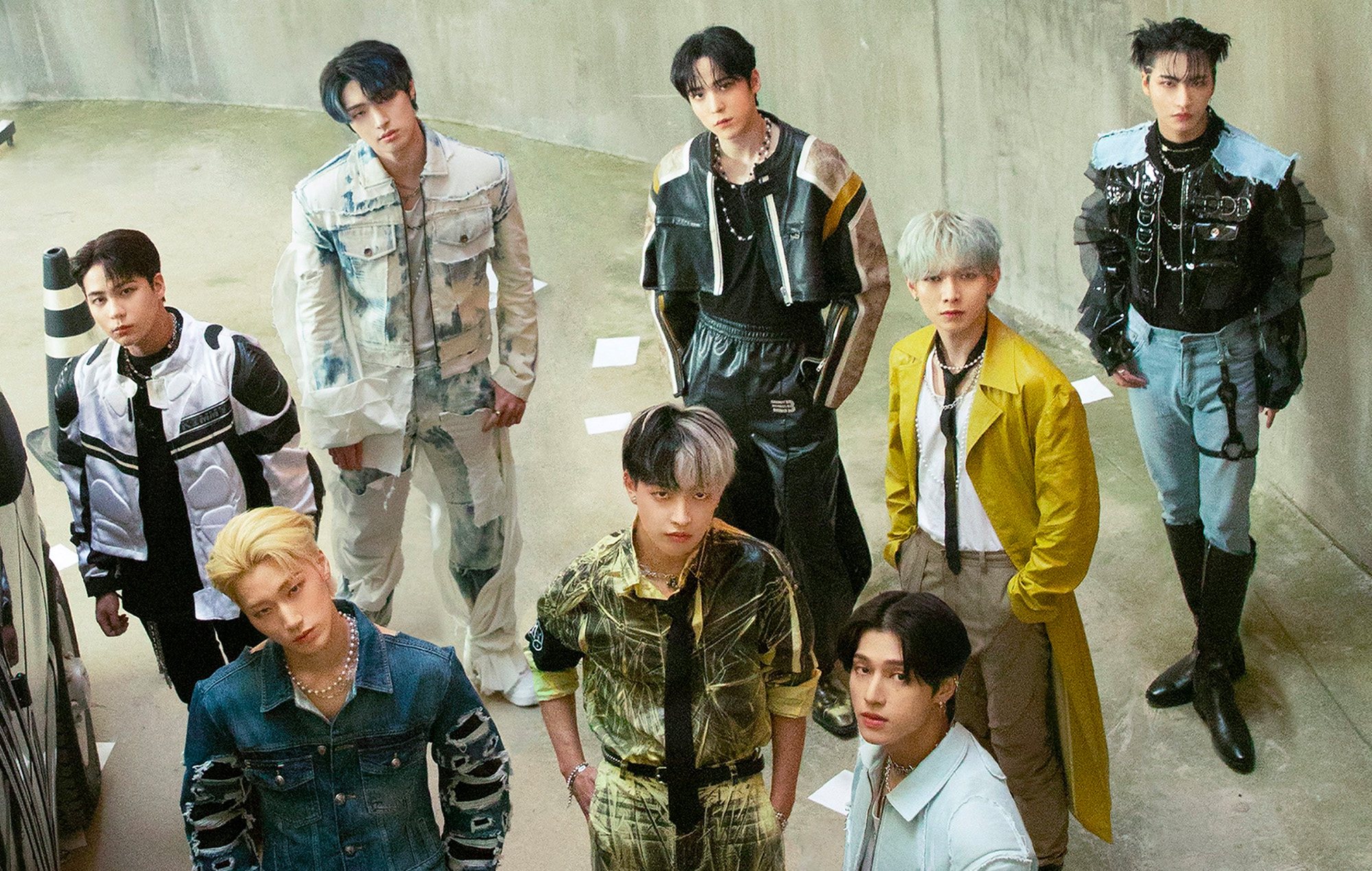 ATEEZ met en scène un coup d'État dans le clip dystopique de "Guerrilla ...